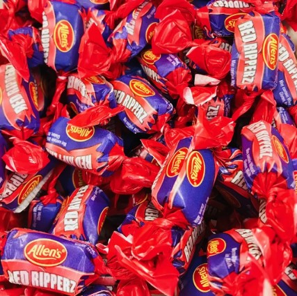 Allens Red Ripperz 300g – Lotsa Lollies